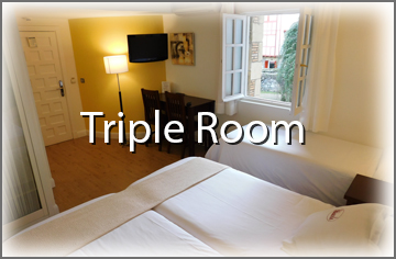 Triple rooms of our Hotel in Hondarribia - Hotel Palacete
